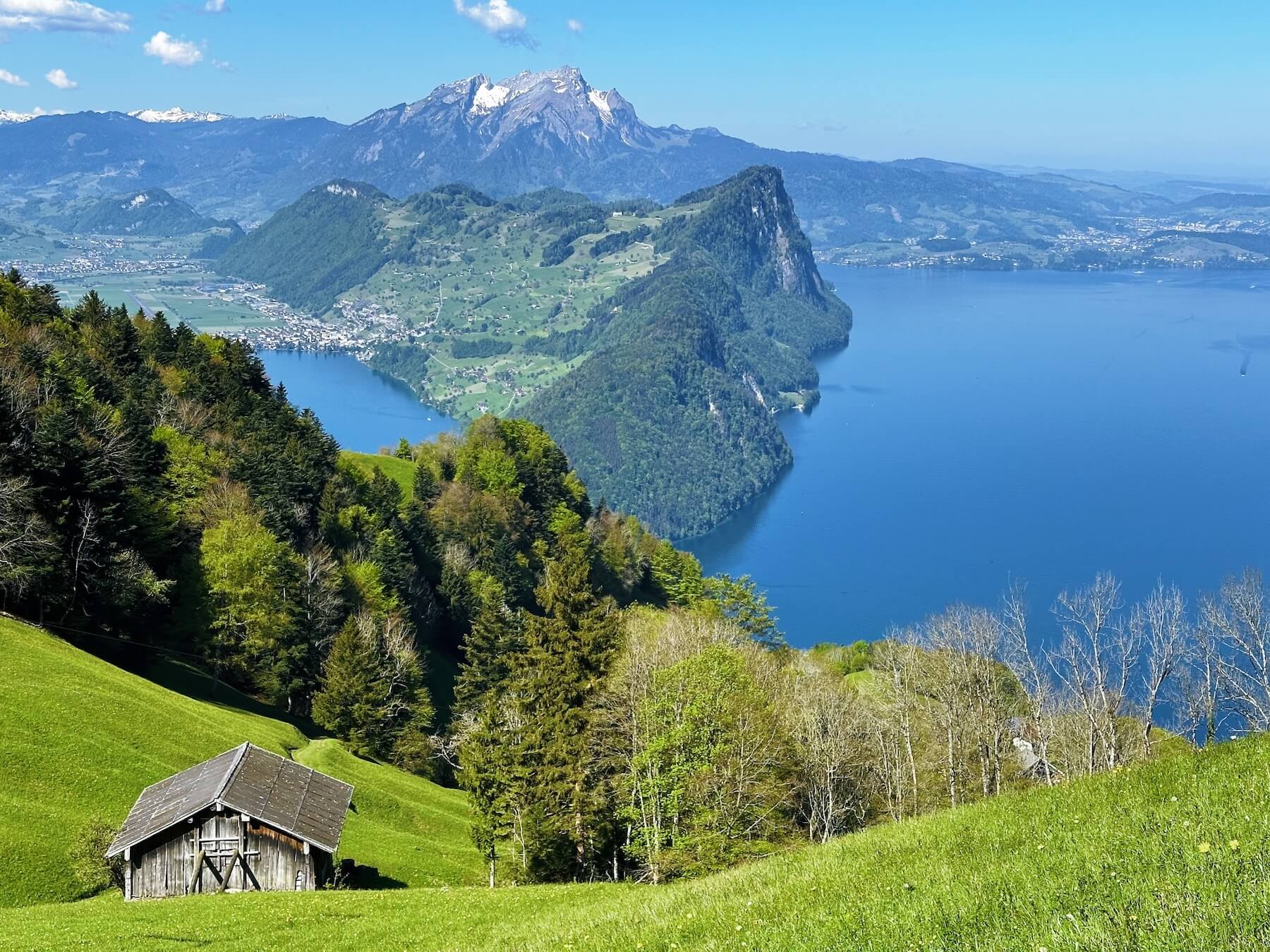 Hiking above Lake Lucern - Matthias Maier